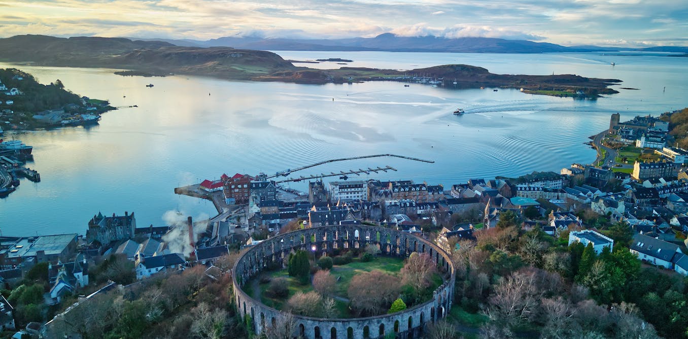 How tourism and fish farming can thrive together - Blutopia